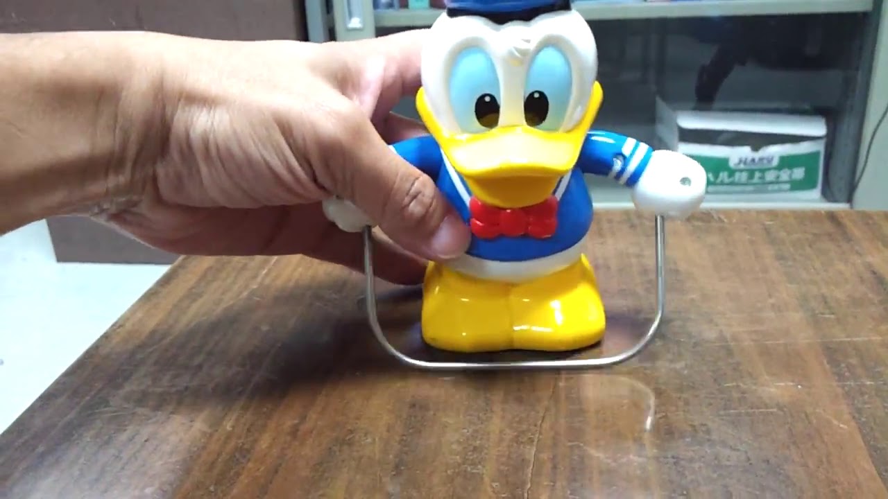 DONALD DUCK ROPE SKIPPING BATTERY OPERATED - YouTube