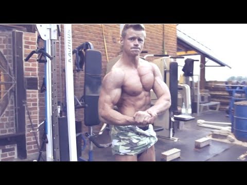17 years old teen bodybuilder Armin Mahr - Break your Limits - with ...