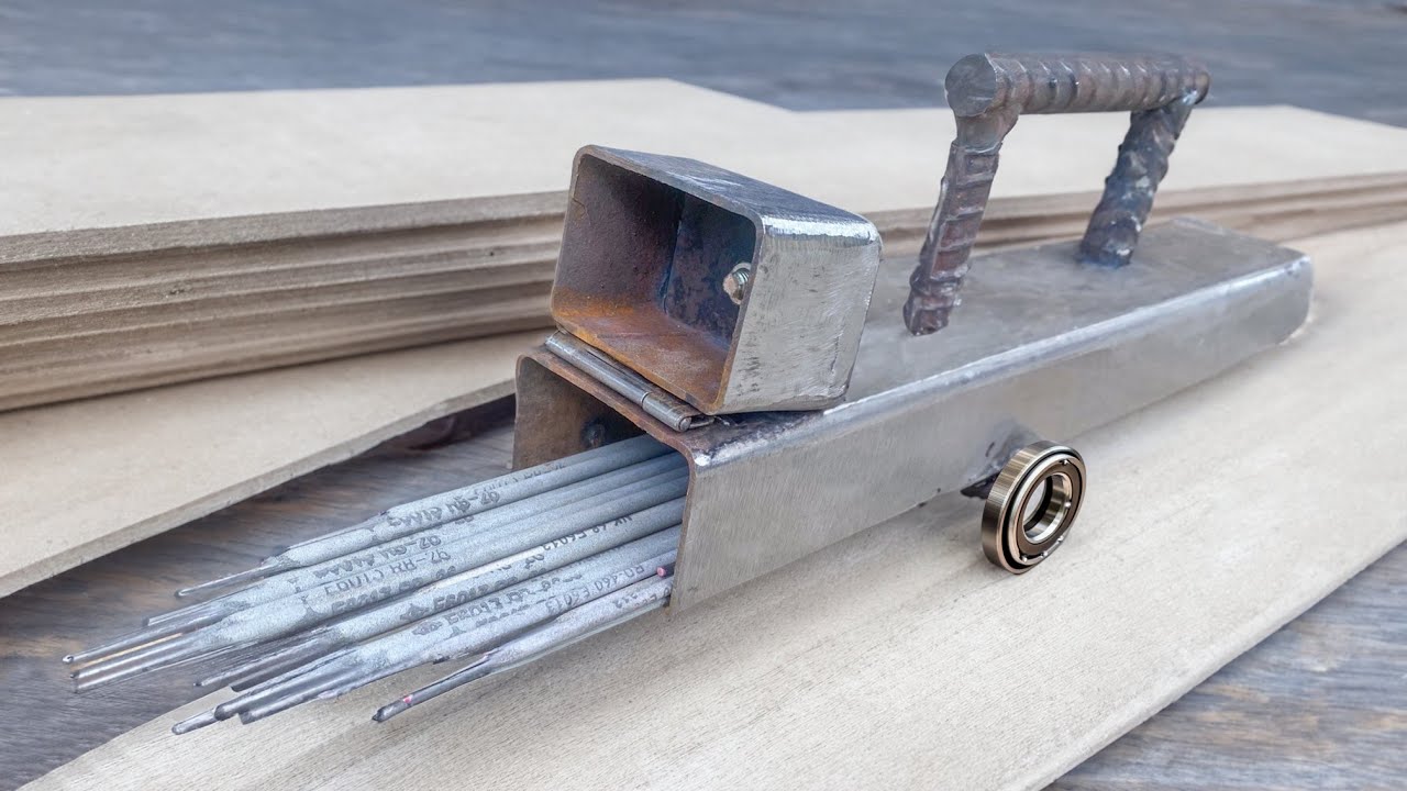 The welder's clever idea made welding wire storage - YouTube