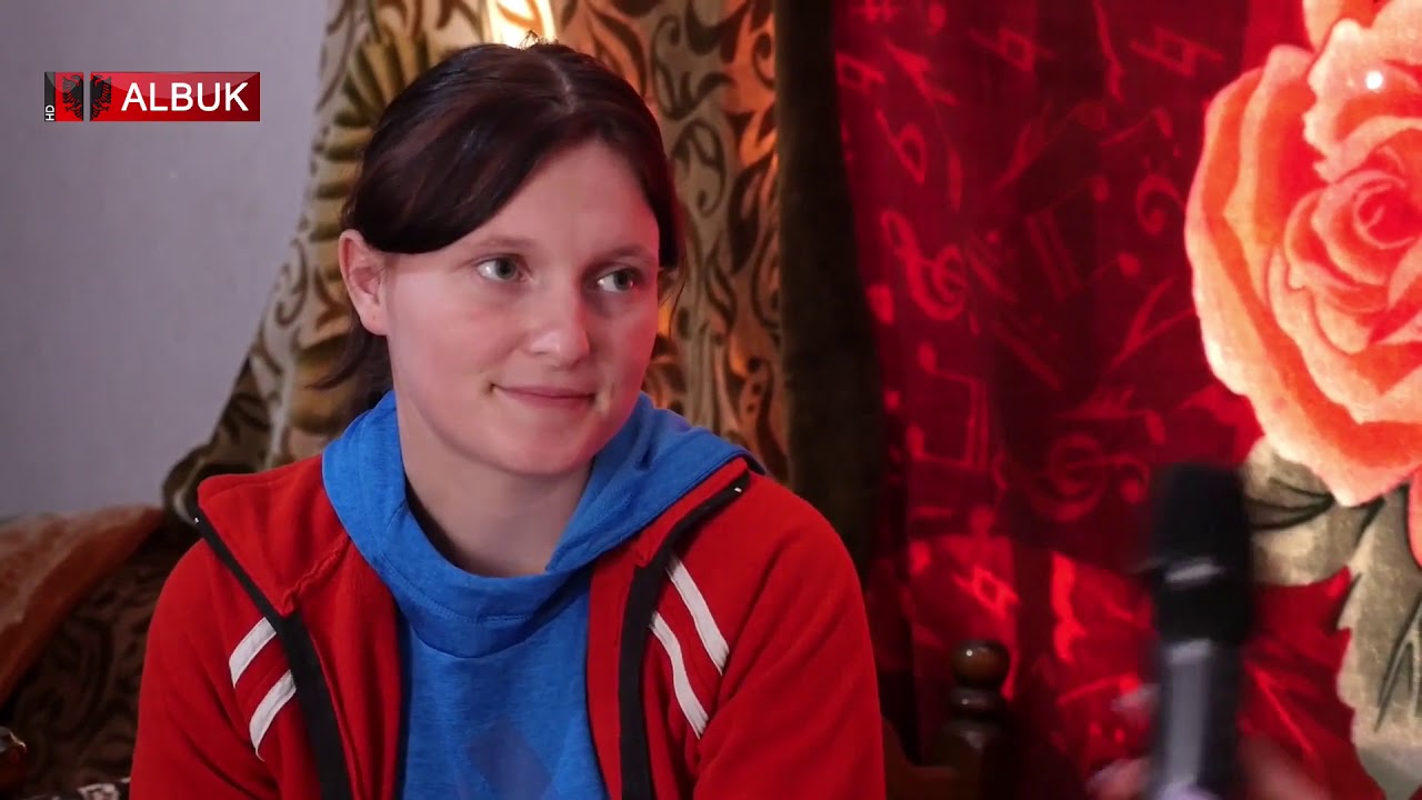 Kontrast - Familja Karaj nga Fush-Kruja - YouTube