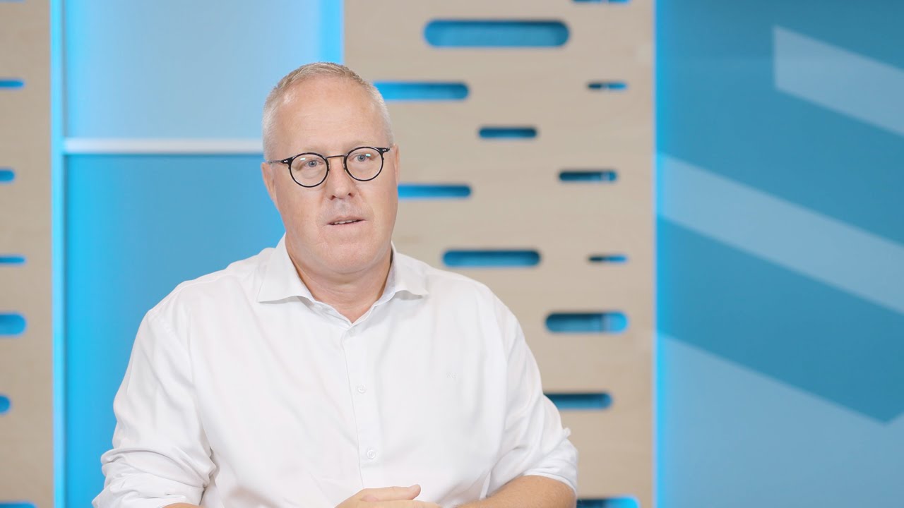 Roel de Graaf over 180 Business Hacks - YouTube