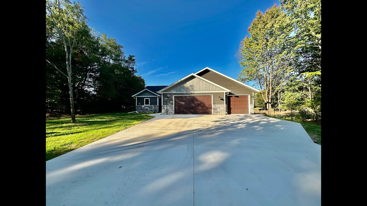 TJ's Promo Video Two Oaks North Golf Model - YouTube