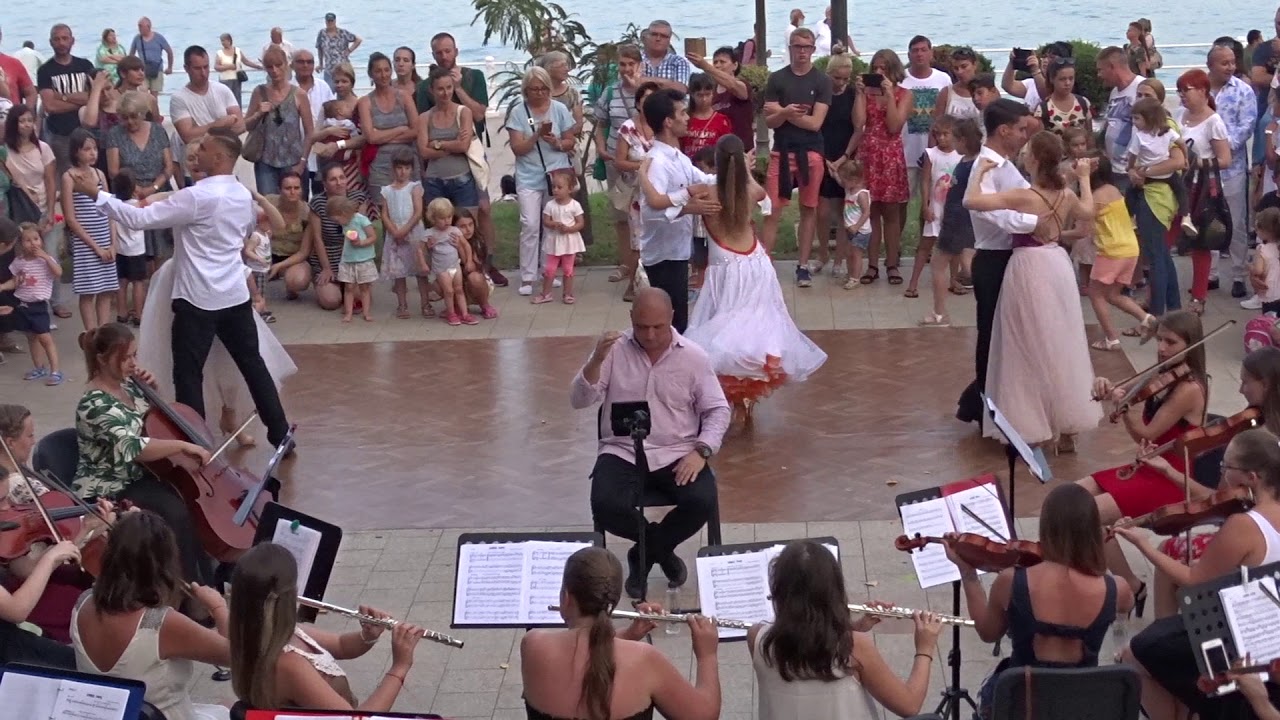 Bigg Dimm a' Band Andrii Popa live at Sunset Sea- mphony Simfonia ...