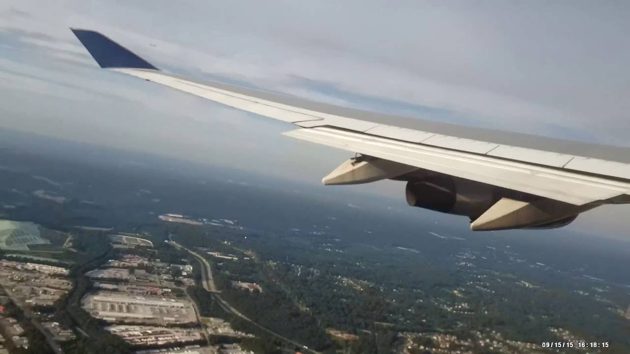Delta 72: AMS—ATL: Boeing 747-400 Boarding and Takeoff - YouTube
