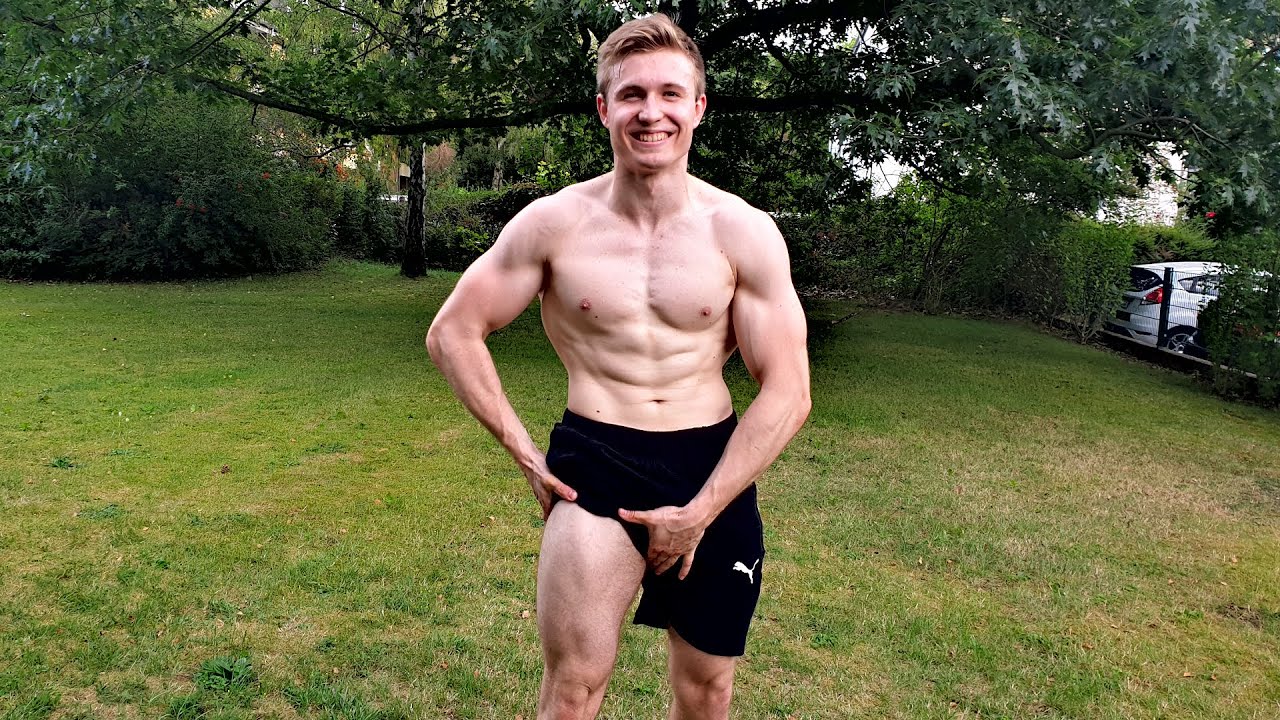 500 Squats Non Stop - YouTube
