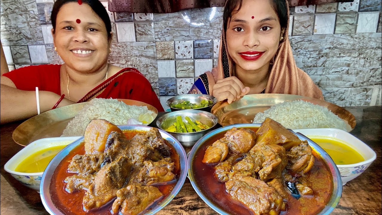 Eating Show White Rice Chicken Masala Curry Saag Fish Curry Dal Saag ...