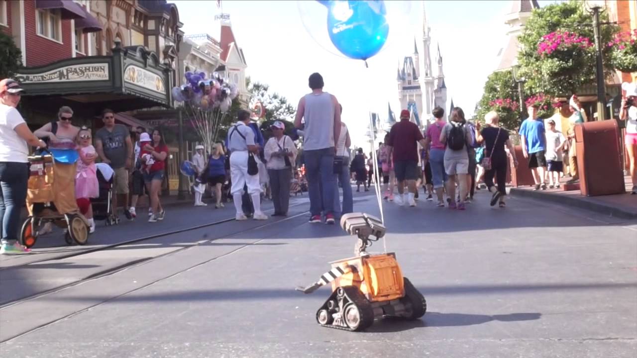 Adventures with Wall•E (a trip to the Magic Kingdom) - YouTube