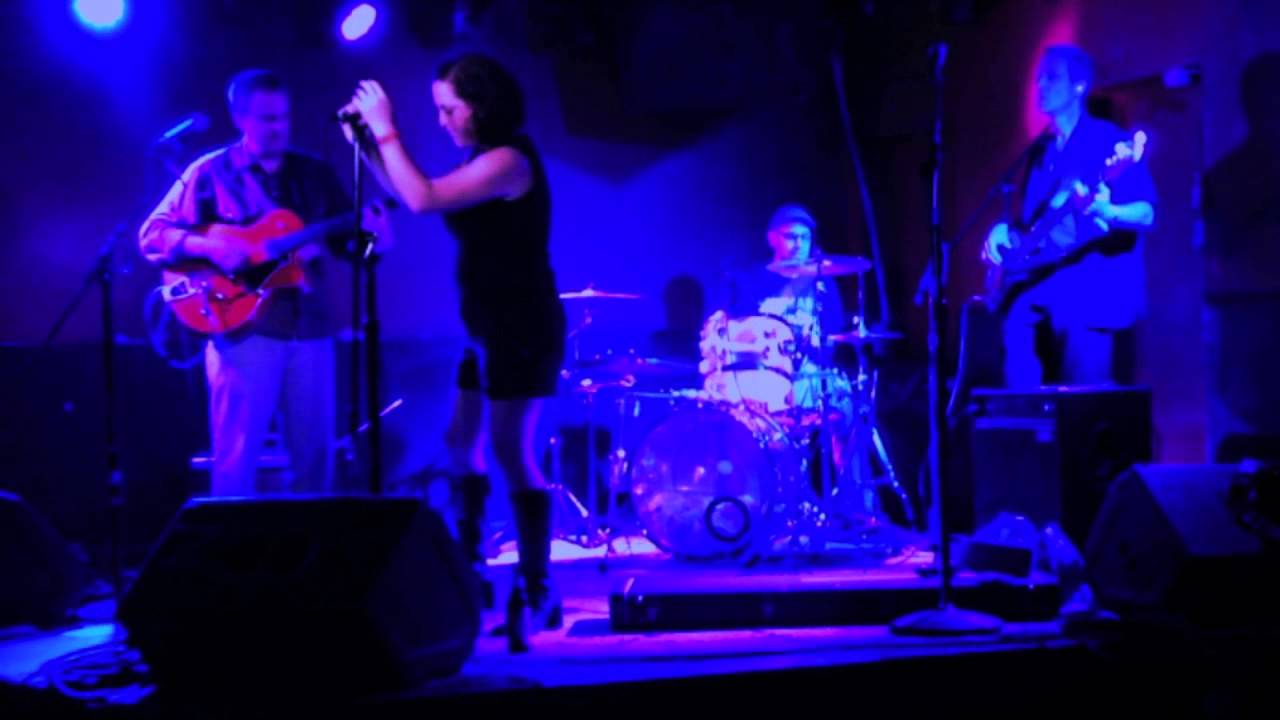 Blue Pinto performs their song "Light" - YouTube