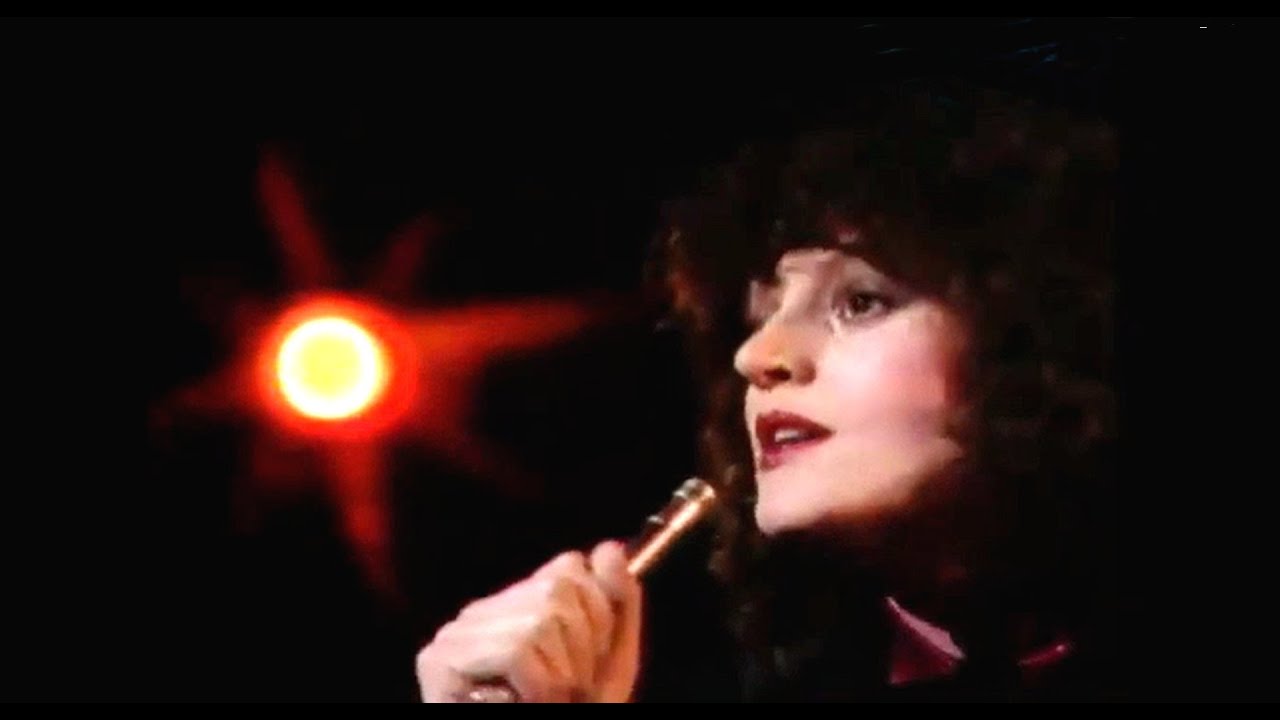 BARBARA DICKSON singing 'CARAVAN SONG' from 1980 - YouTube