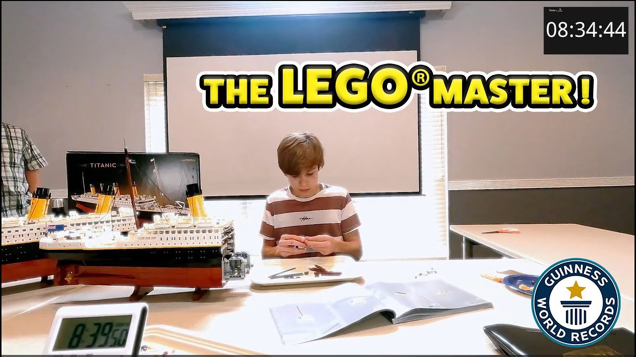 LEGO® genius builds the Titanic REALLY fast! - YouTube