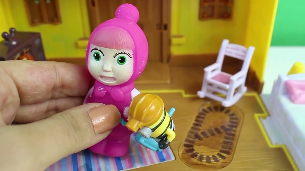 Maşha Hasta Oldu Barbie Doktor Muayene Ediyor Masha Çizgi Film - YouTube