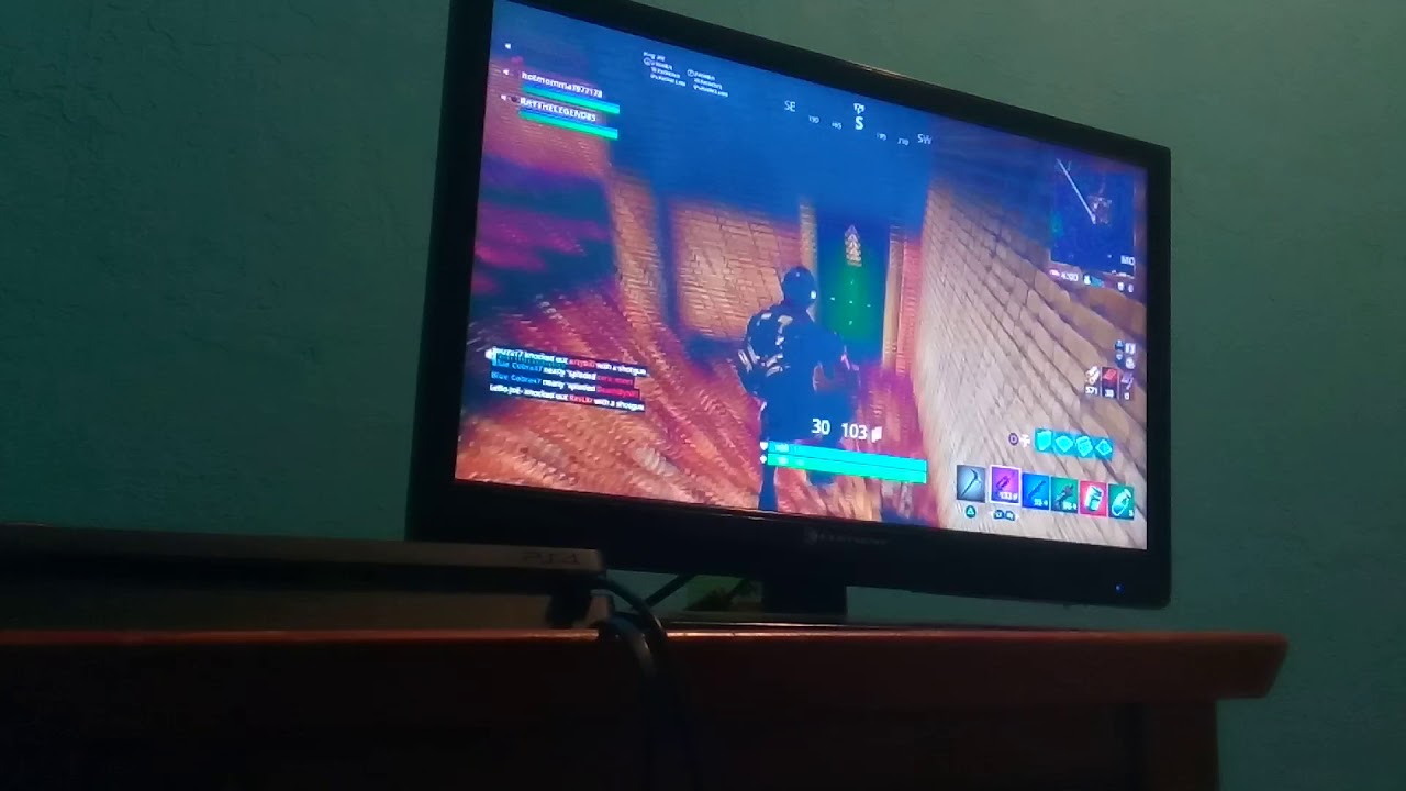 Trying to build a house on fortnight - YouTube