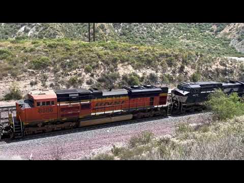 Strong Norfolk Southern 4473 AC44C6M & BNSF 8586 SD70ACE DPU’s! Awesome Action. Blue Cut Cajon ...