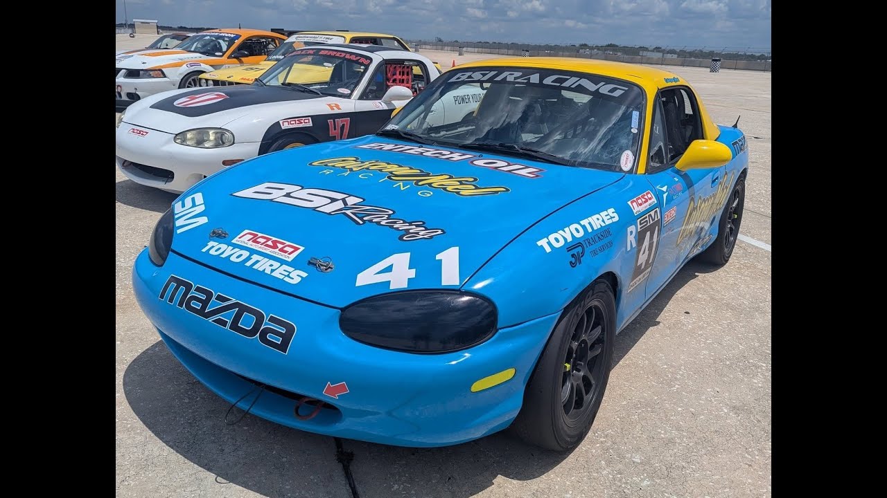 14 YEAR OLD CARSON NEEL RACING SPEC MIATA AT SEBRING WITH FLORIDA NASA ...