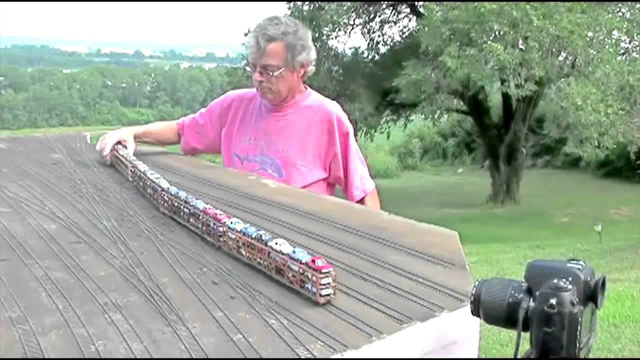 Mike Budde auto rack photo shoot | Model railroad rolling stock | Model ...