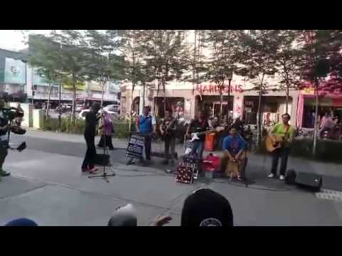 Saiful Apek feat The Eyelitz Aspalela - YouTube