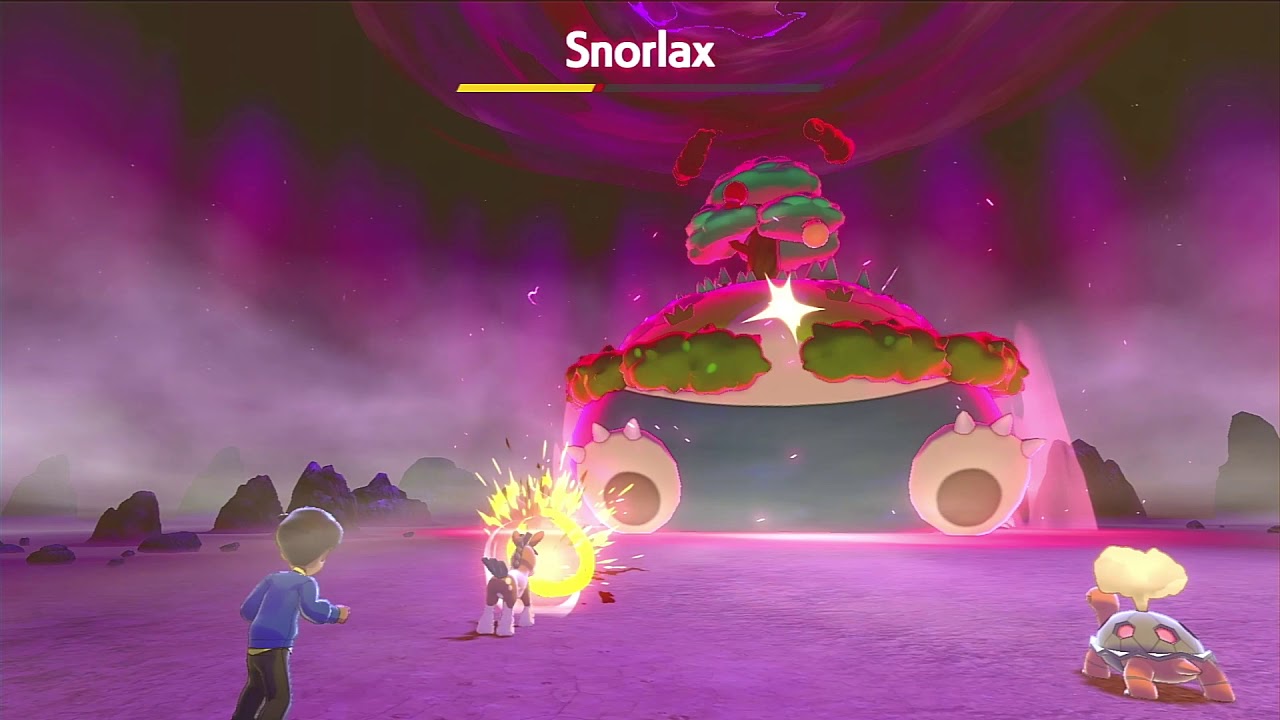 Catching Gigantamax Snorlax in Pokemon Sword and Shield - YouTube