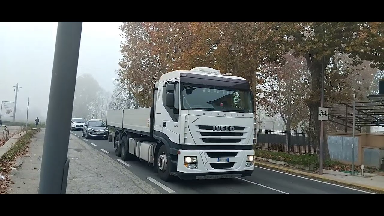 BEAUTIFUL PLACE AND BEAUTIFUL SCENE NORMAL ROAD ITALIA - YouTube