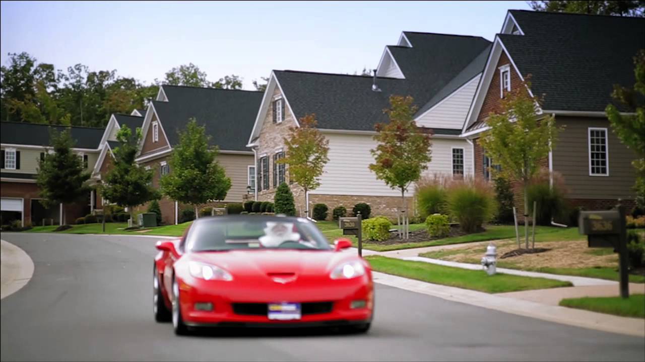 CarMax Tacky Light Run - Santa's New Sled - YouTube