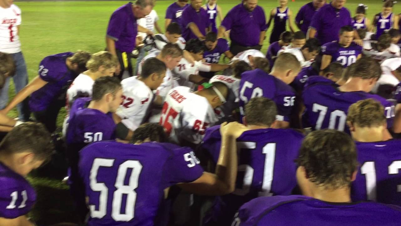 Hico Tigers and Tolar Rattlers share post-game prayer - Sept. 2, 2016 ...