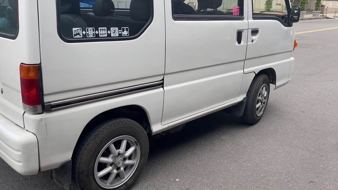 極緻排氣管Subaru Estratto 金福相 貨車 尾段低音 - YouTube