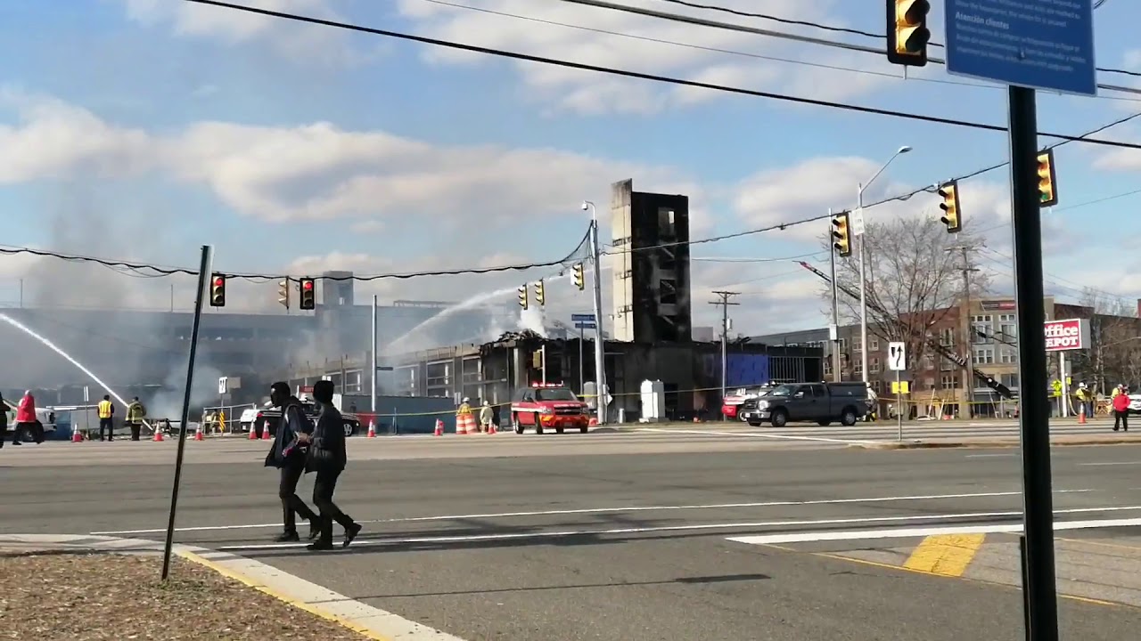 Alexandria Huge Fire - YouTube