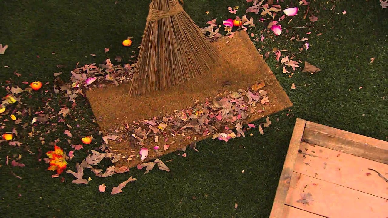 The Original Outdoor Coconut Palms Garden Broom with Jane Treacy - YouTube