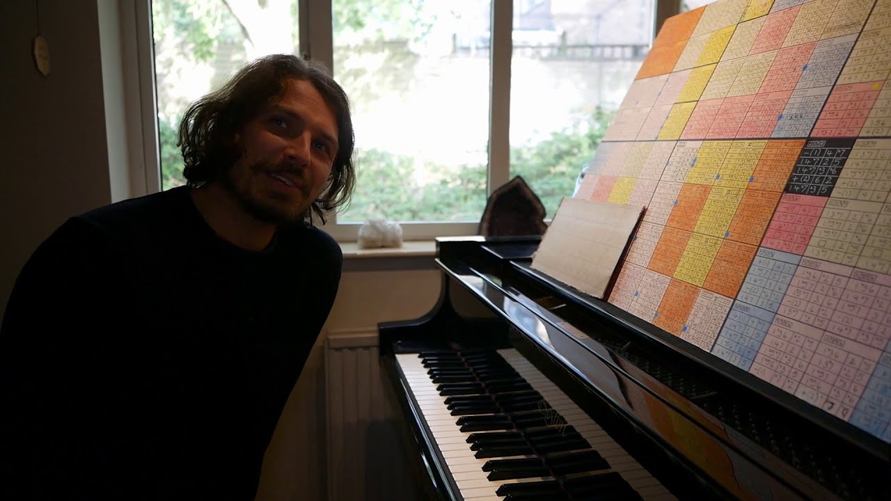 Edward Chilvers - Dice Roll Improv: 5 rolls in a row #4 - YouTube