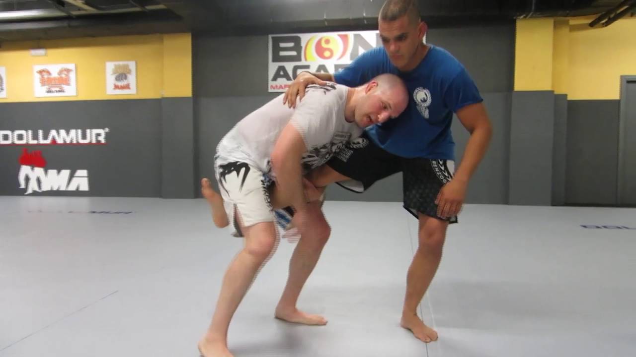 Wrestling Single Leg con Matt Hamill @ Bono Academy - YouTube