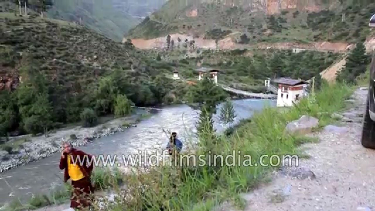 Tamchoe or Tachog Lhakhang along Paro-Thumphu route - YouTube