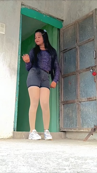 me to step or song bhul aayii re🤣#dance #funny #viralvideo #trending #youtubeshorts #shorts # ...
