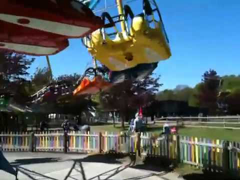 Gregory on Kite Flyer ride, Pleasurewood Hills - YouTube