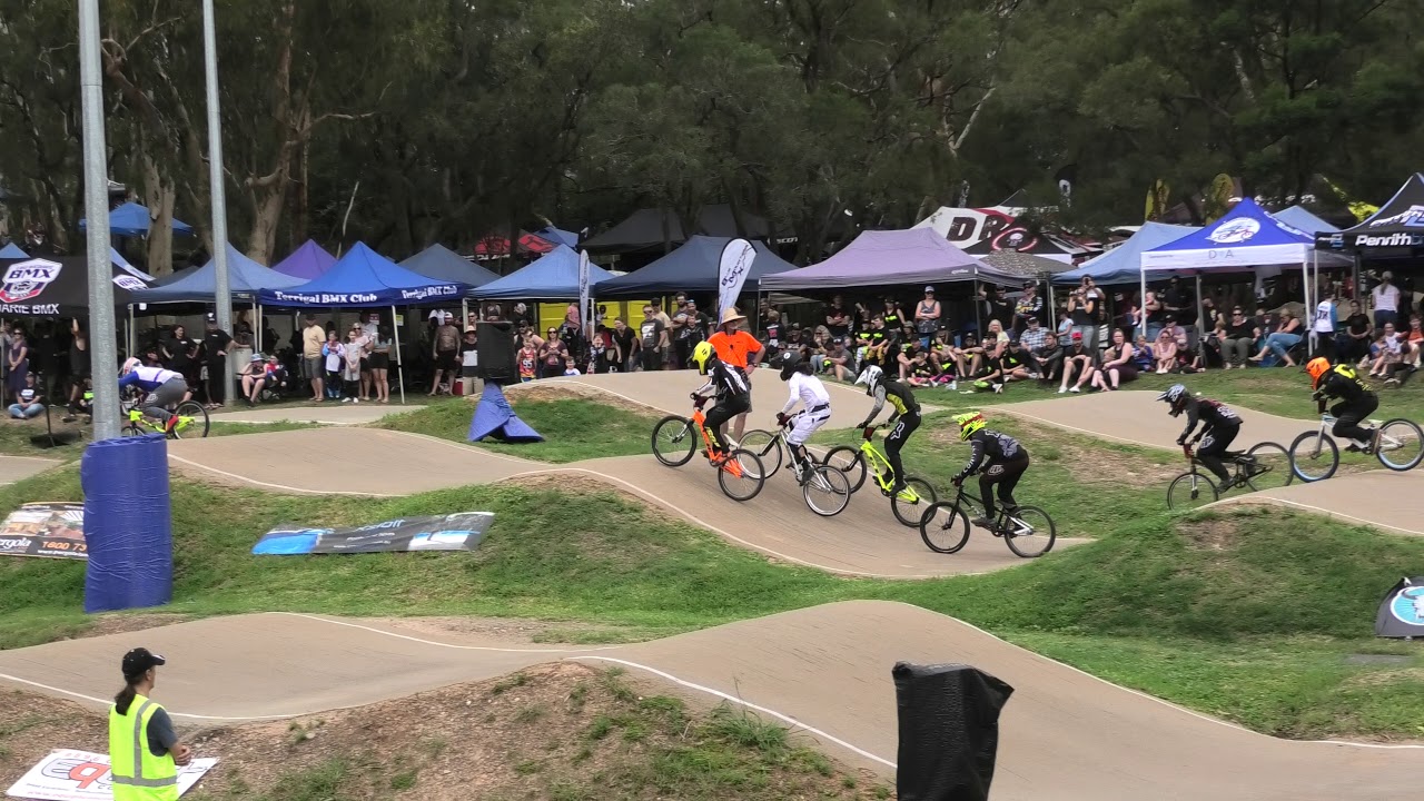 17-24 Cruiser Mens Final - 2020 Castle Hill BMX Open - YouTube