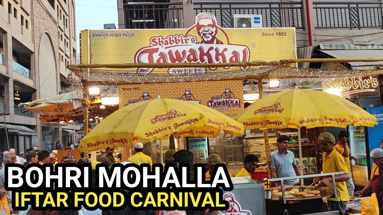 BOHRI MOHALLA | IFTAR FOOD CARNIVAL | RAMZAN 2023 | ZEESHAN THE ...