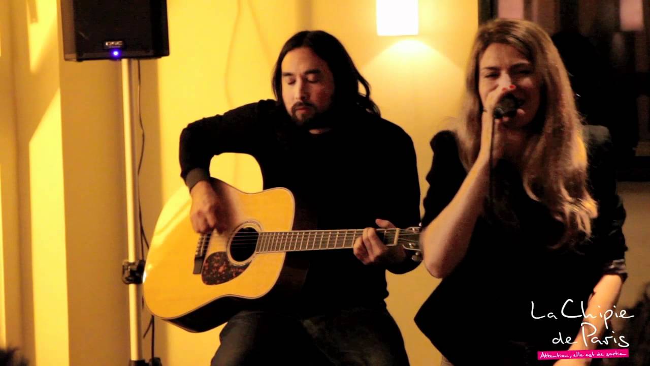 Lola Acoustic Showcase - Relax - YouTube