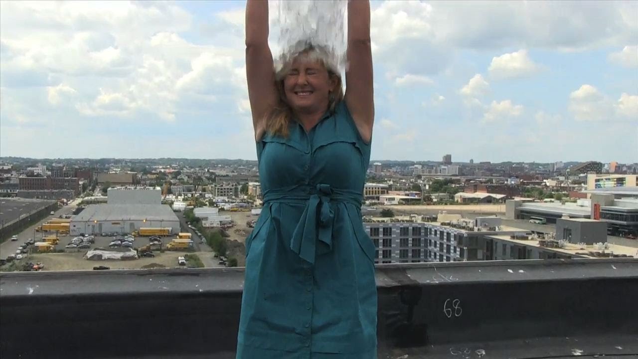 Herald radio hosts accepts ice bucket challenge - YouTube
