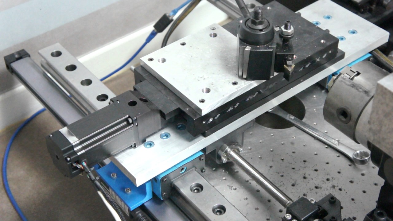 Kflop/SnapAmp running step motor in servo mode 2. - YouTube