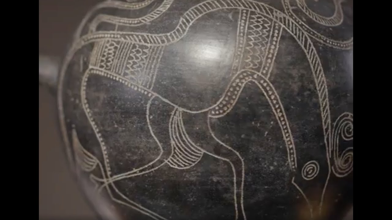 Faliscan stamnos - YouTube