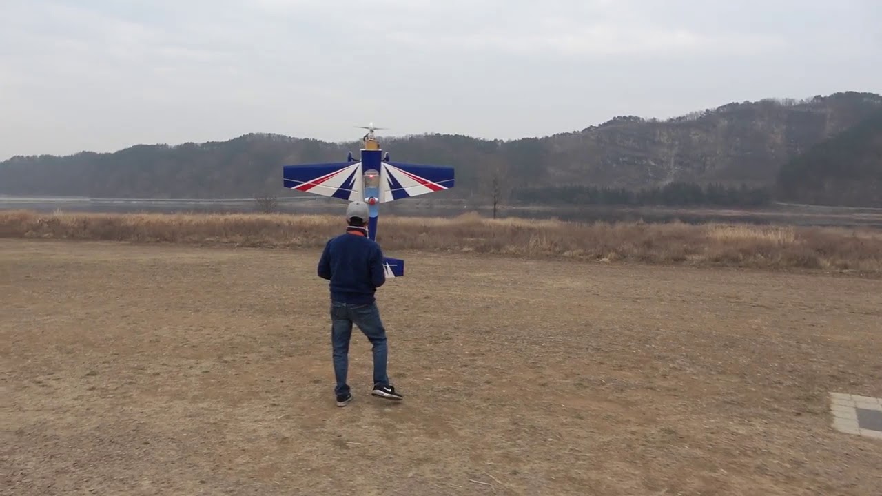 후비고 RC 놀이터....RC 비행기 Extreme Extra 300 Hovering, DA60 engine , MTW ...