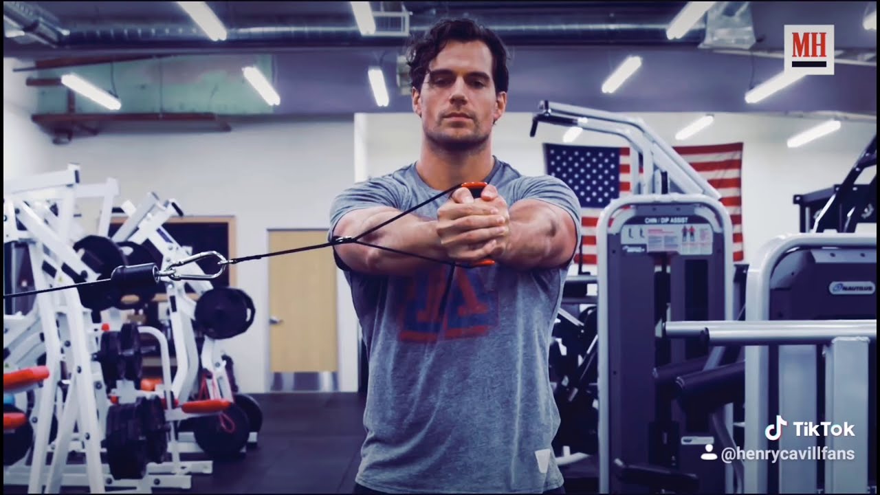 Witcher Workout - Henry Cavill - YouTube