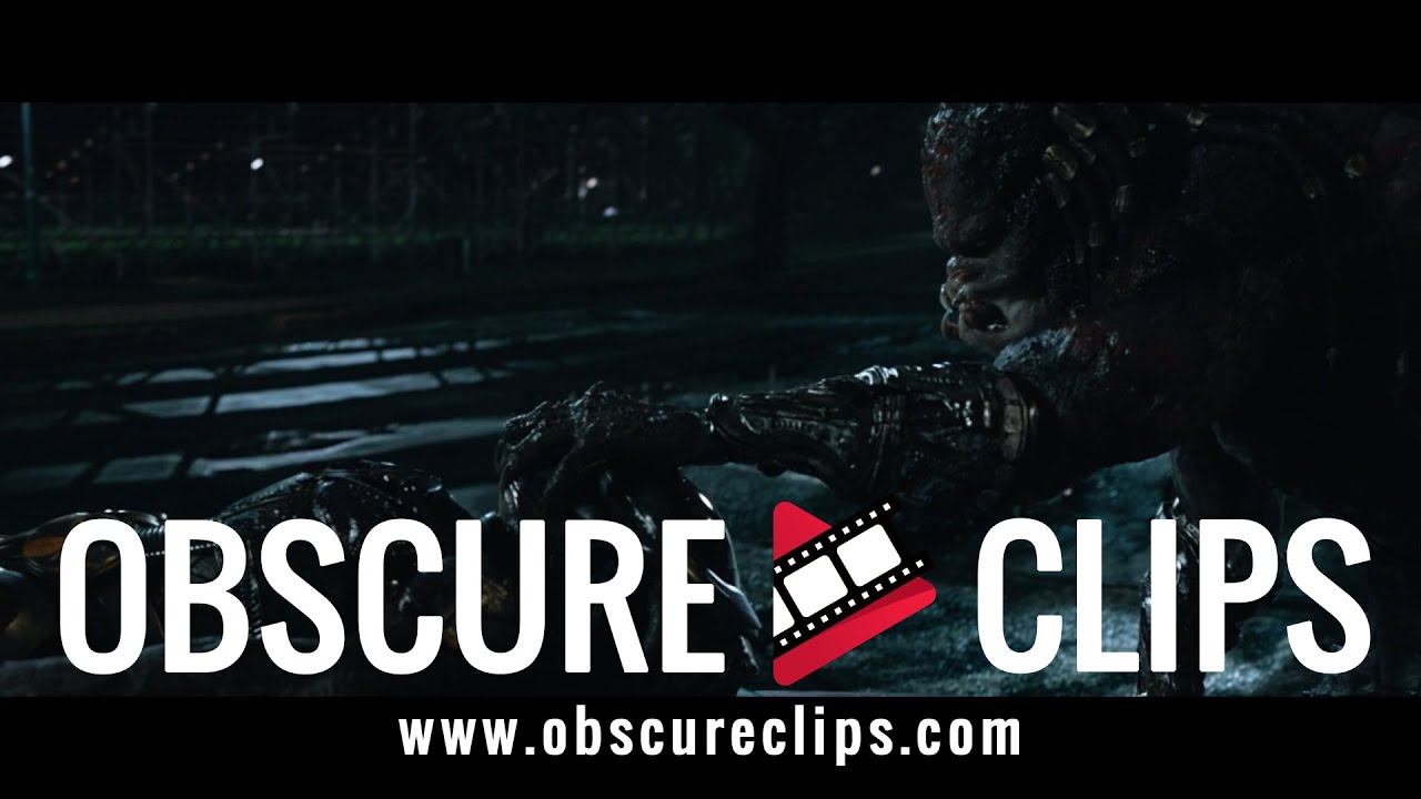 The Big One Fights the Little One | The Predator (2018) - YouTube