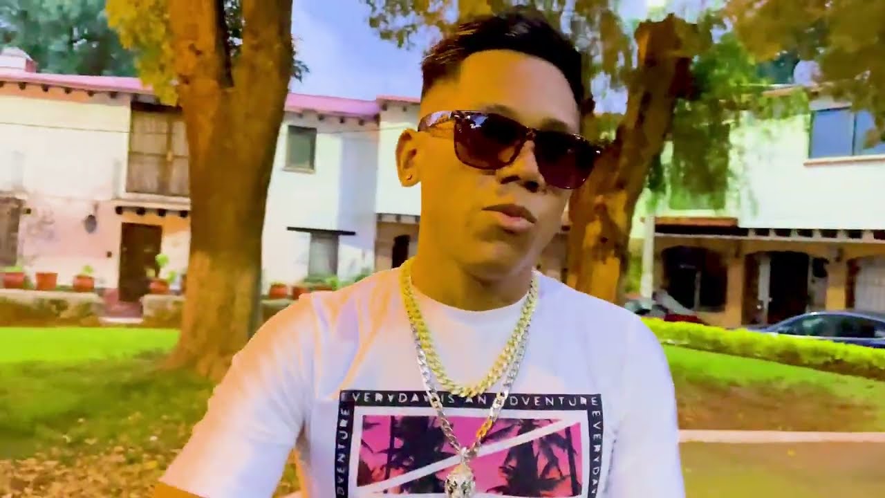 EL BEBOTE - INVICTO - (VIDEO OFICIAL) - YouTube