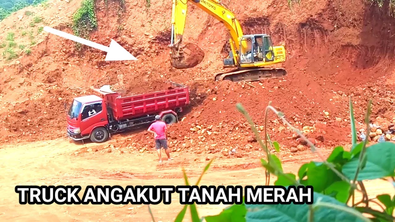 Truck pengangkut tanah merah !! truck Dutro offesial. - YouTube