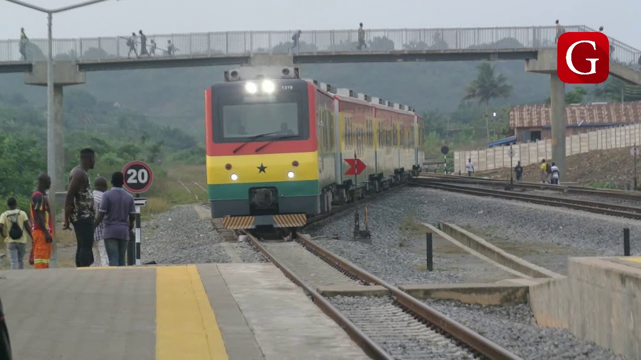 By train from Kojokrom to Takoradi - YouTube