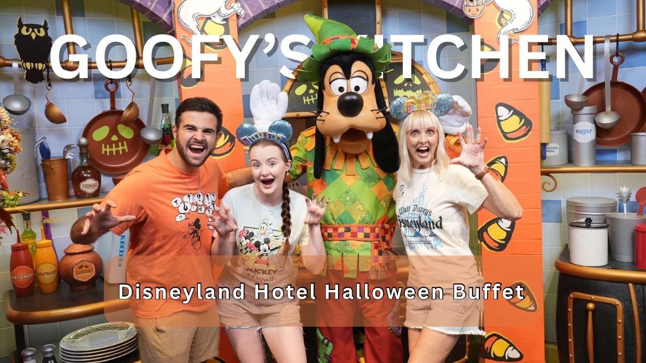 Goofy's Kitchen Halloween Buffet at Disneyland | Fall Food & Character ...