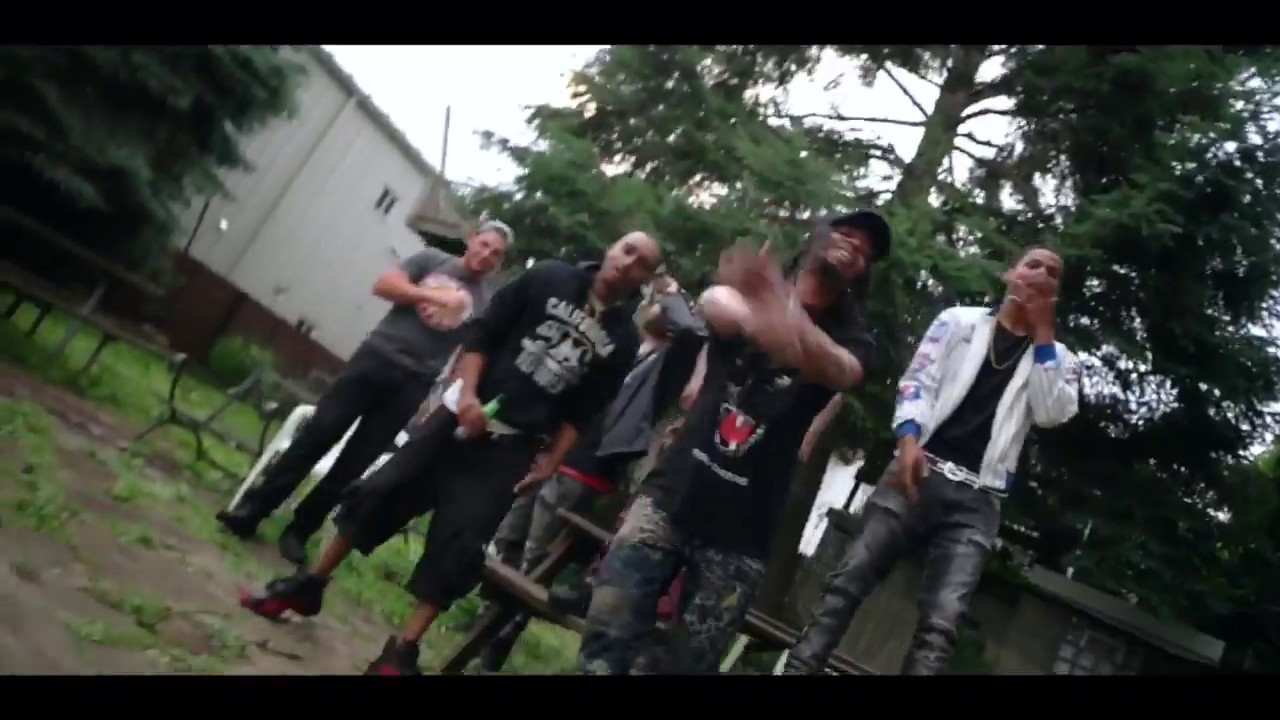 Dutchie Montana- Customer feat.skeliwizle, dclak, and Heemi [official ...