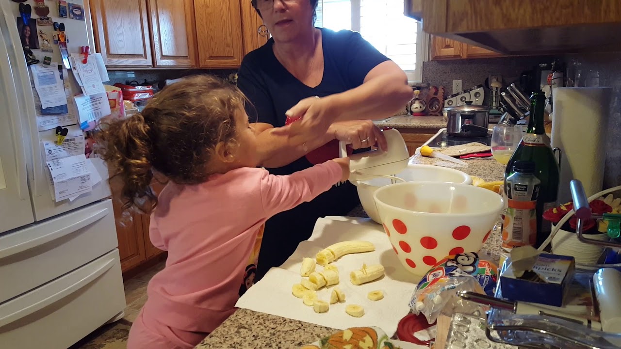 Making pudding - Family tradition! - YouTube