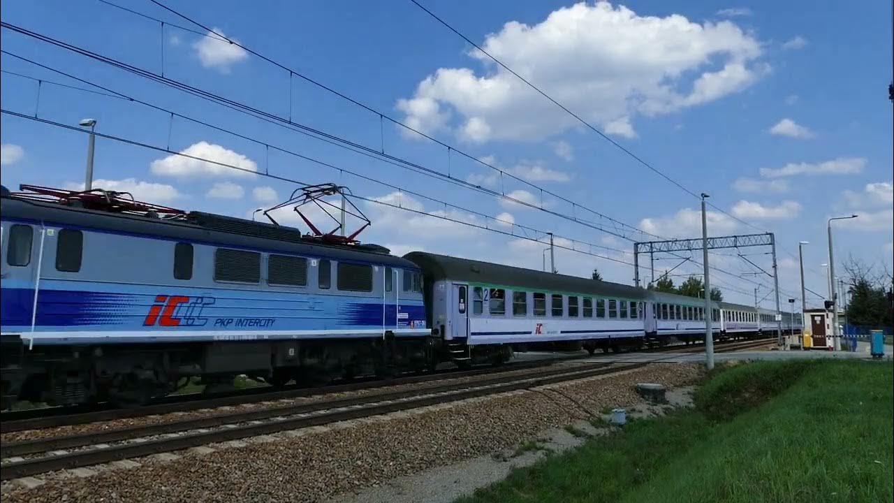 EP07-361 z TLK "Małopolska" w zwykłym malowaniu PKP IC - YouTube