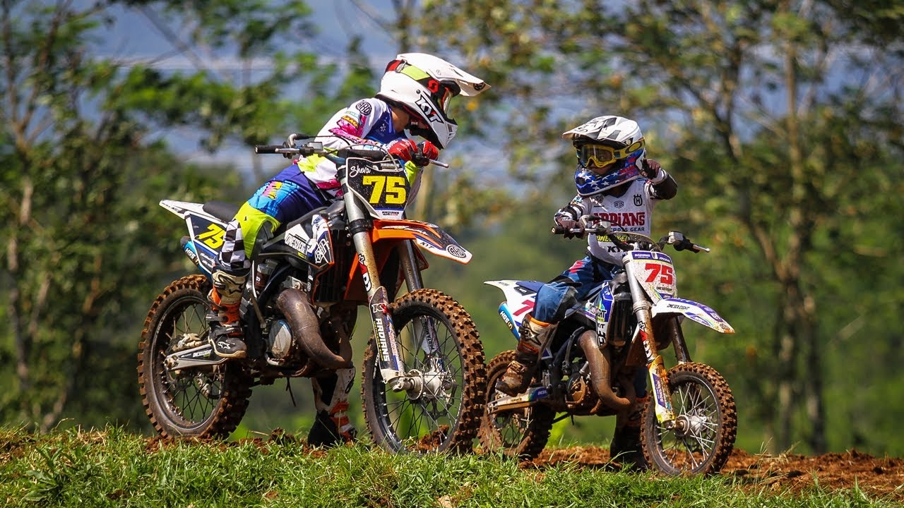 Ryan Ardiansyah | Latihan Rutin Di Maleha - YouTube