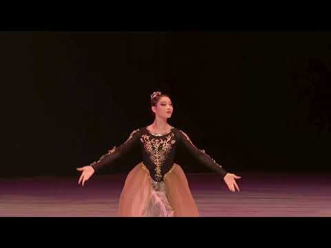 Kazakh Folk Dance - Sha Mo Hu Yang